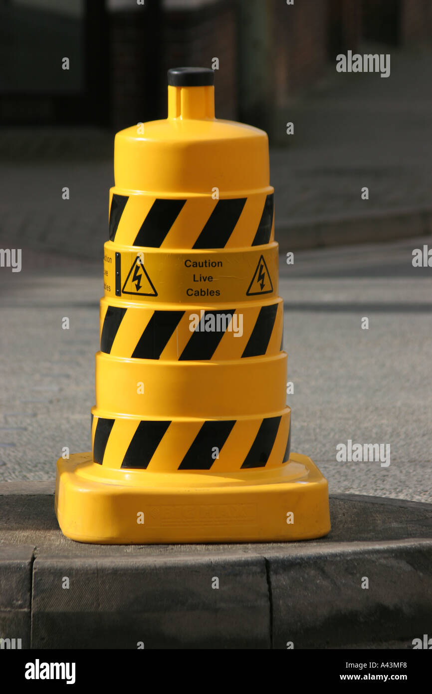 Caution Live Cables Stock Photo - Alamy