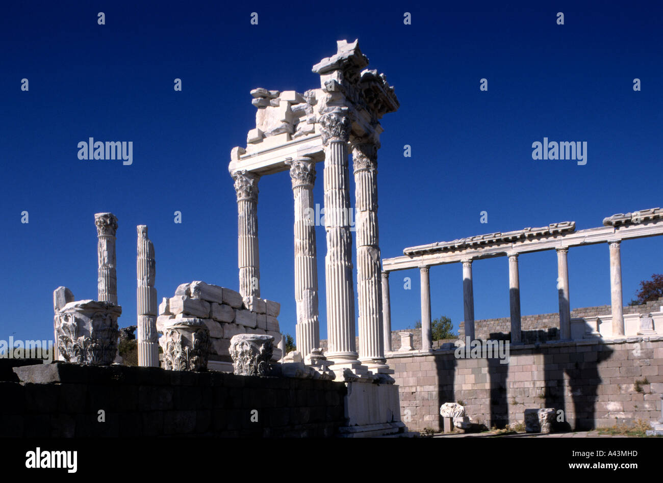 Pergamum Pergama Pergamon Greek Greece Turkish Turkey Stock Photo - Alamy