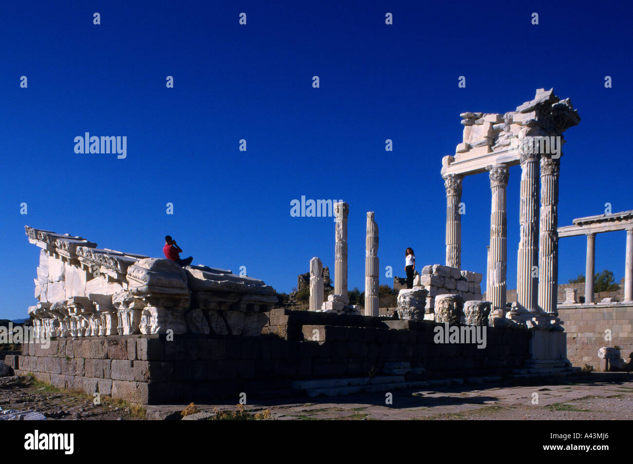 Pergamon or Pergamum 282 BC–129 BC was a rich and powerful ancient ...