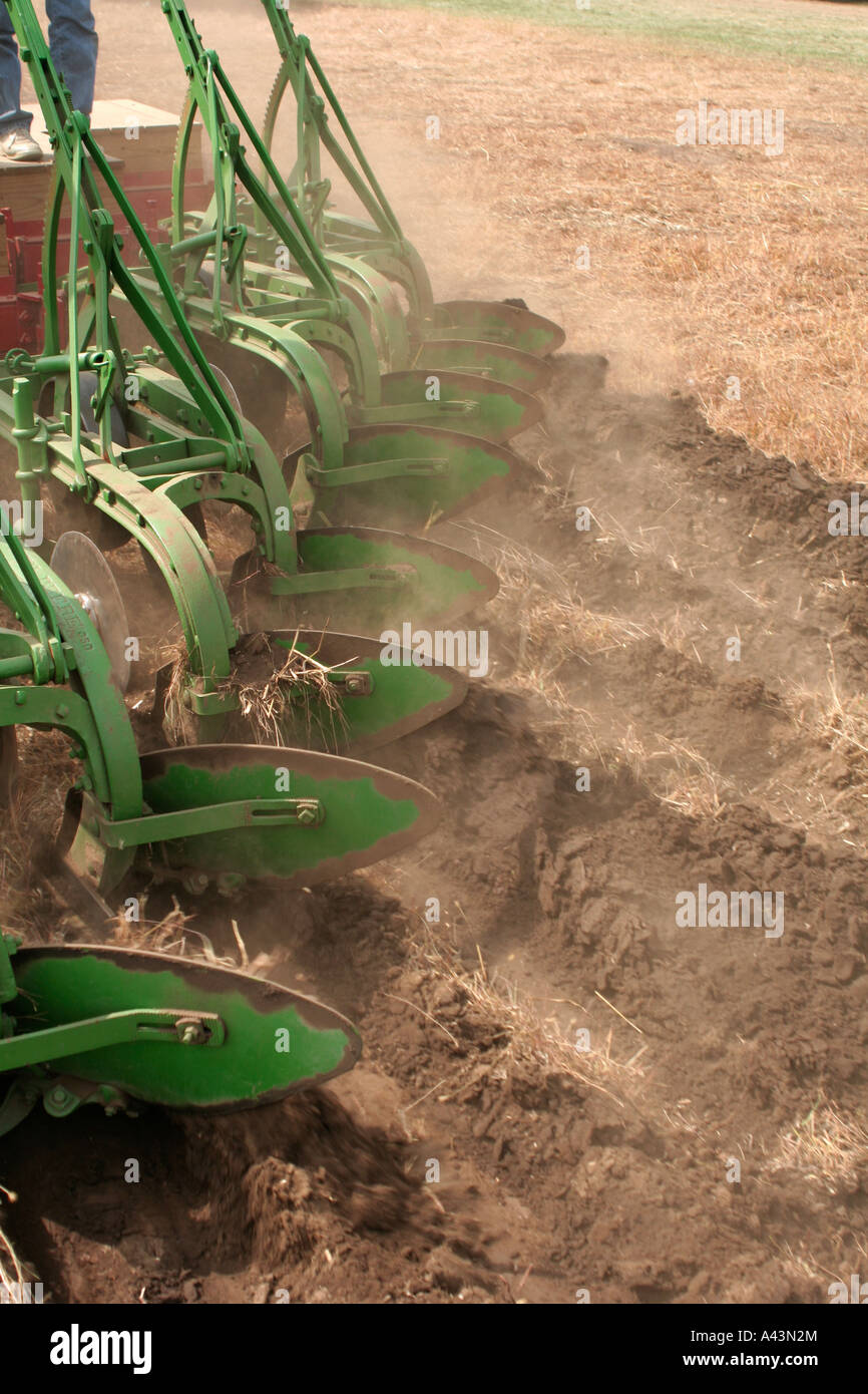 Gang plow hi-res stock photography and images - Alamy