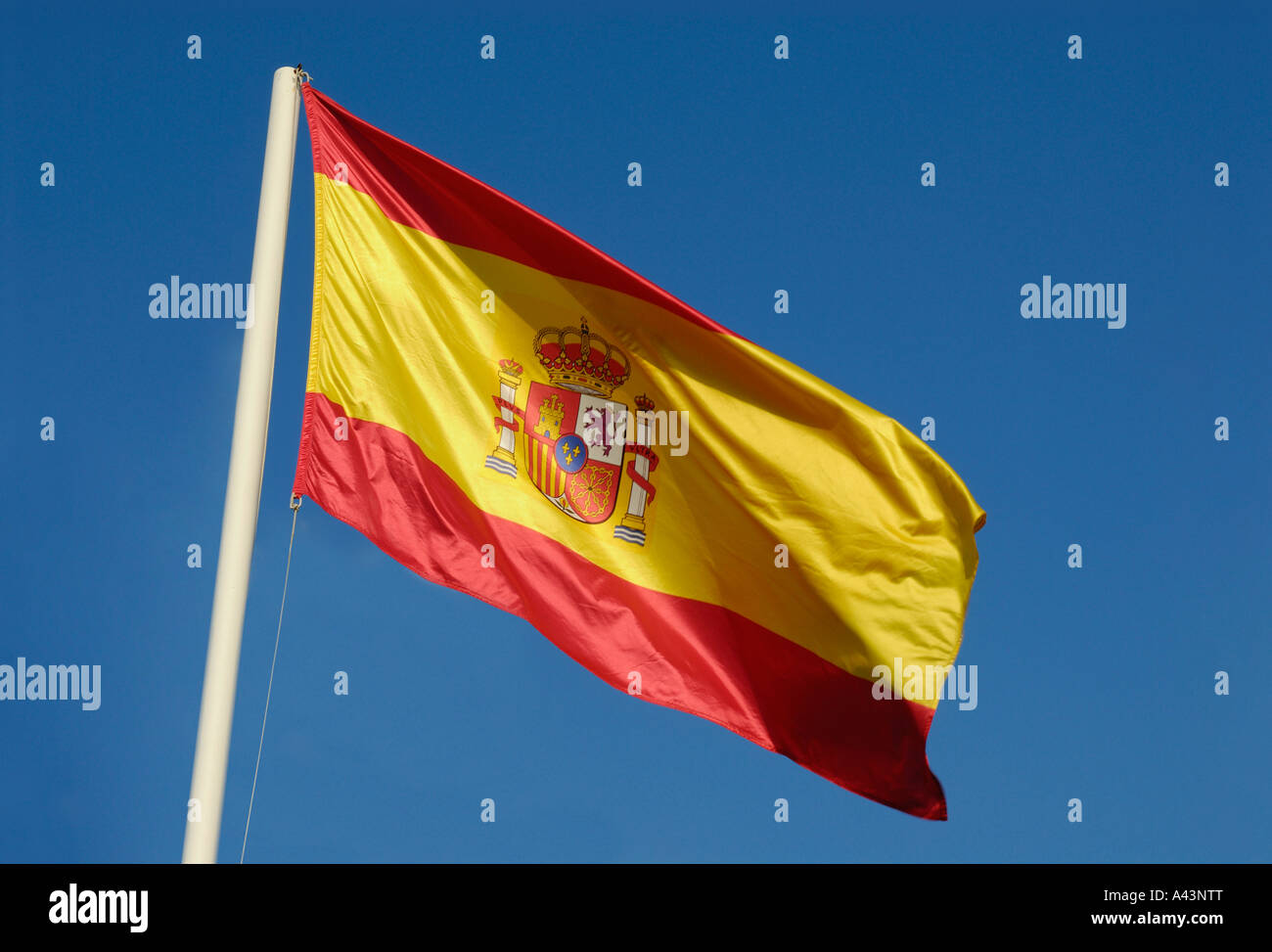 Horizontal spanish flag waving hi-res stock photography and images - Alamy