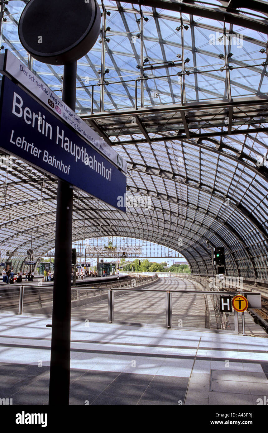 Enter german train hi-res stock photography and images - Alamy