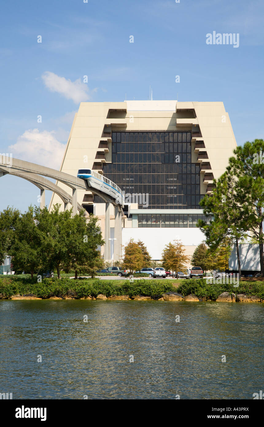 Monorail entering or exiting the Contemporary Resort at Walt Disney ...