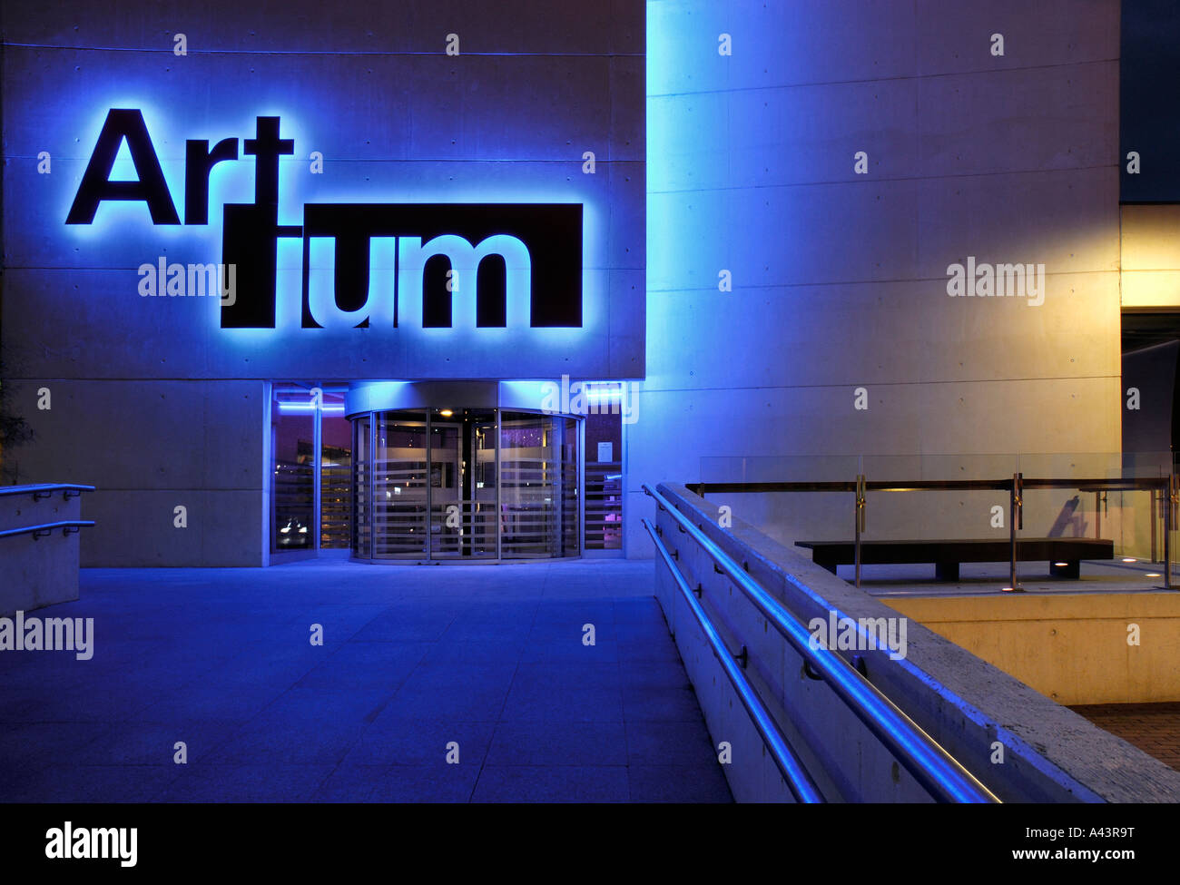 Artium hi-res stock photography and images - Alamy