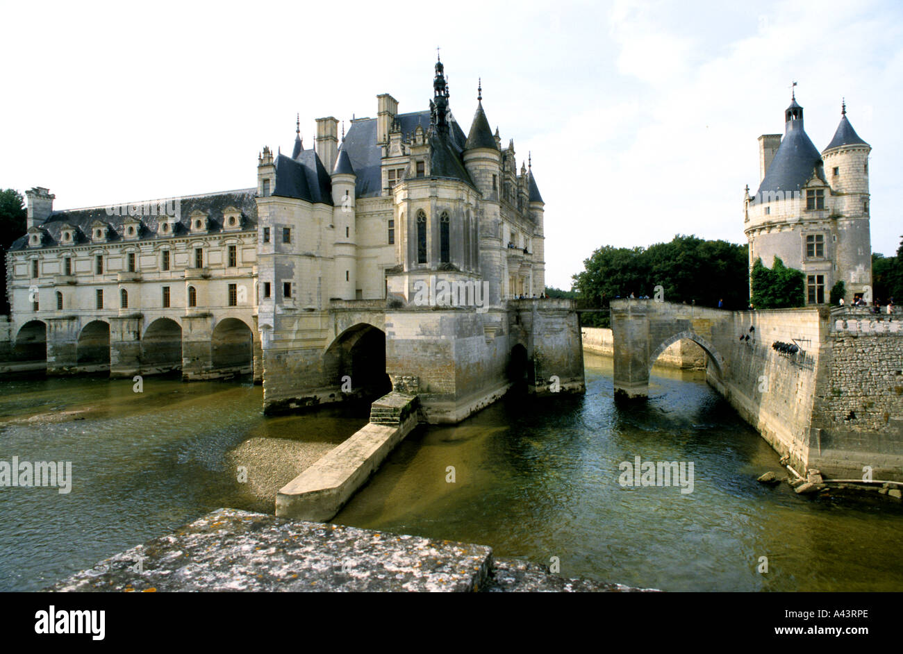 French chateau hi-res stock photography and images - Alamy