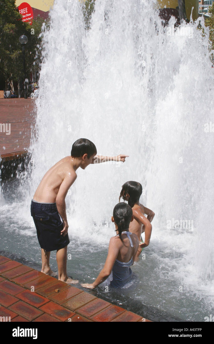 Children Playing in Fountain Stock Photo - Alamy