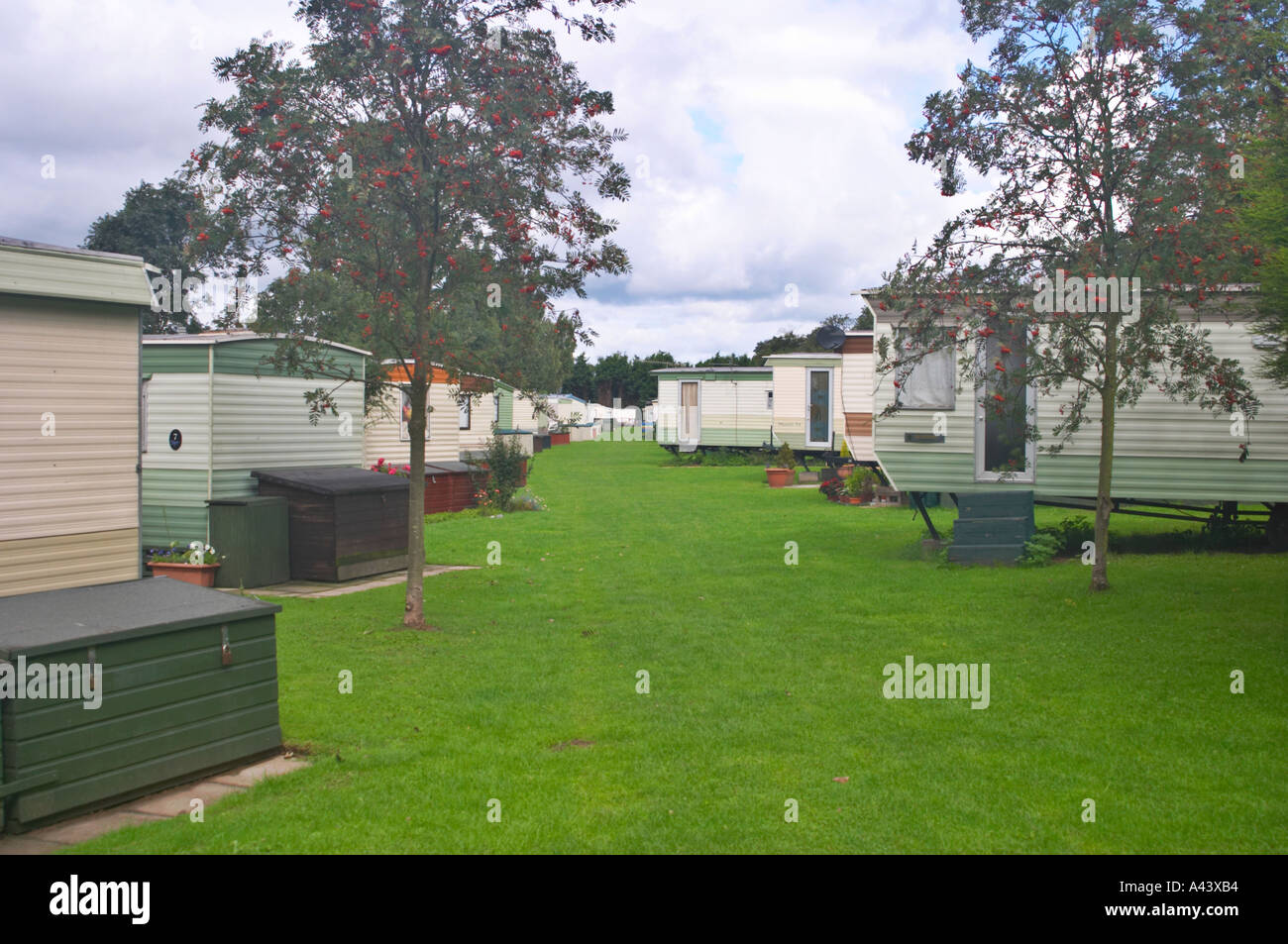 Caravans at Ketch Campsite Worcester Stock Photo - Alamy