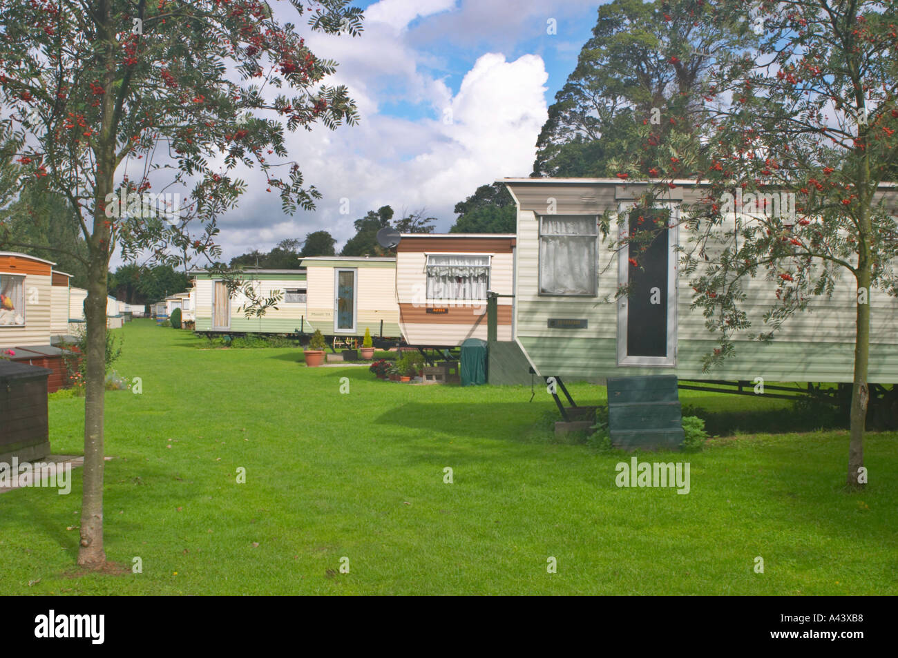 Caravans at Ketch Campsite Worcester Stock Photo - Alamy