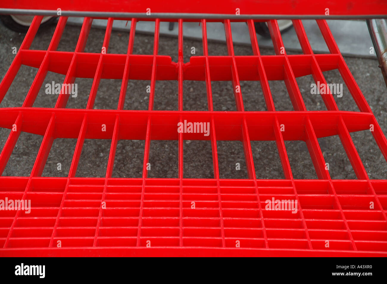 Bottom crate hi-res stock photography and images - Alamy