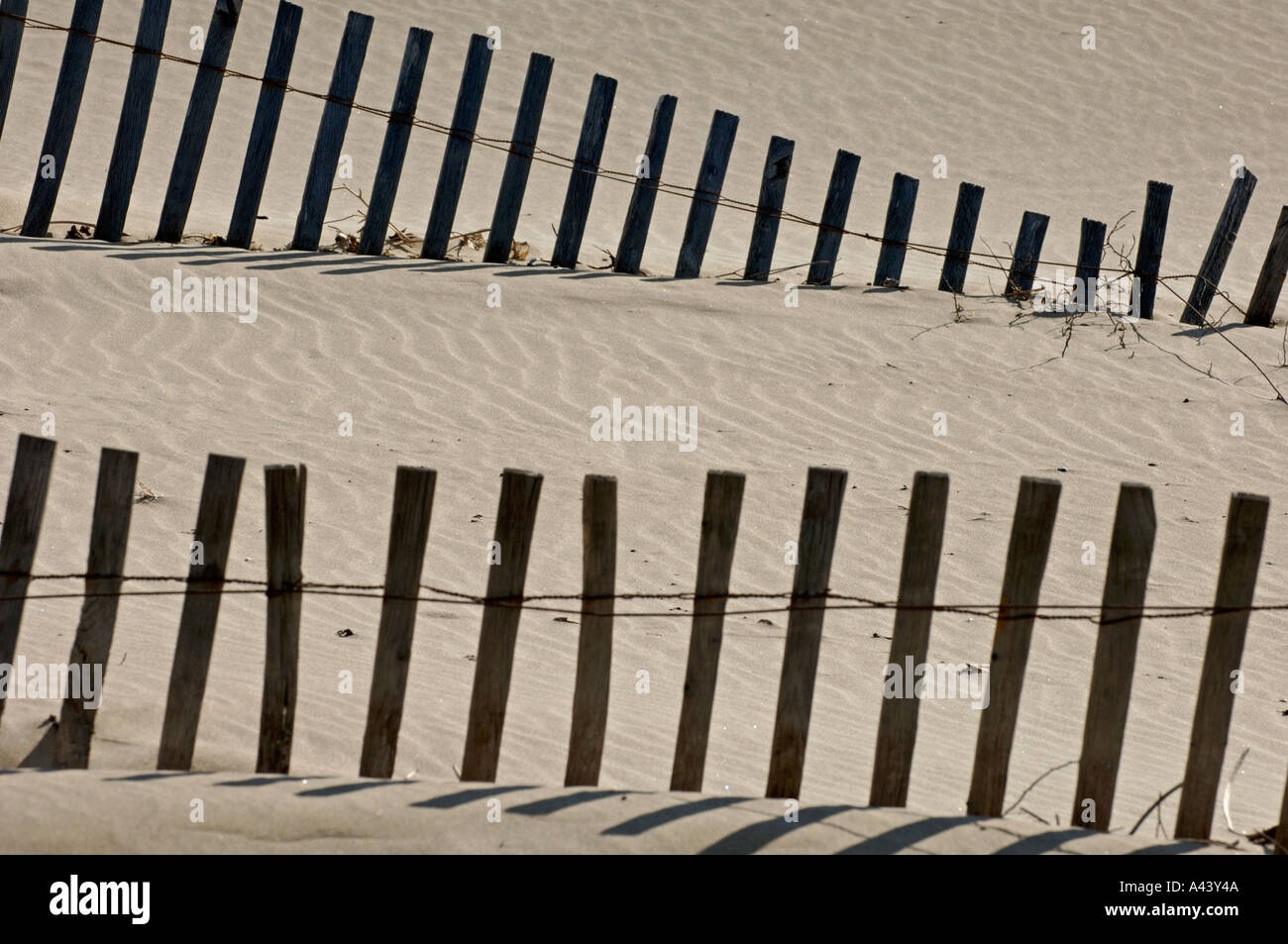 Picket fence sand dune hi-res stock photography and images - Alamy