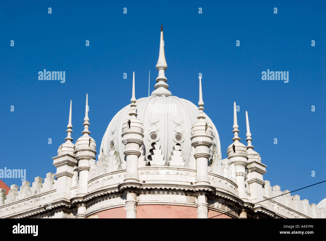 Archtectural style around the square PRACA DO PRINCIPE REAL Lisbon ...