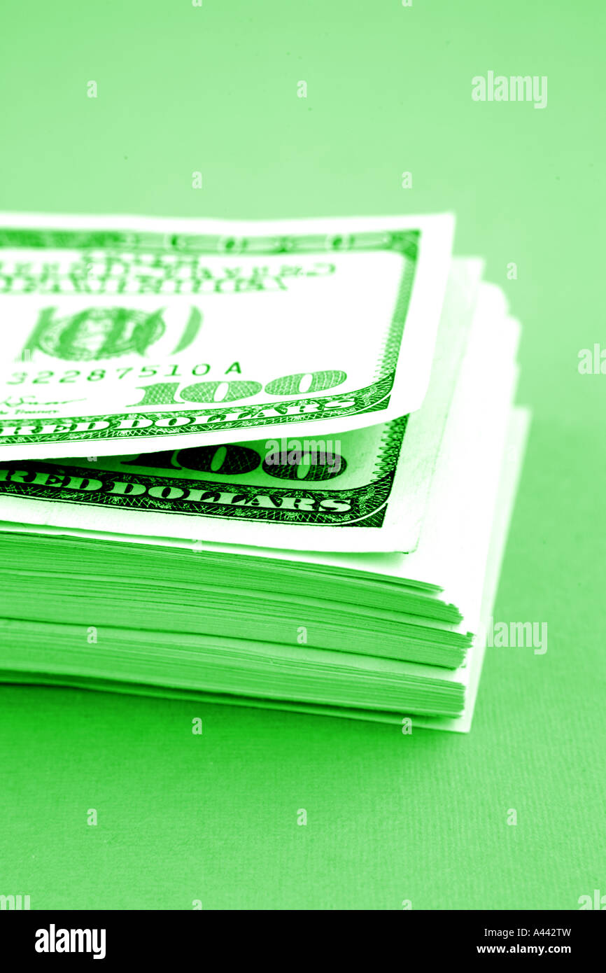 Pile of $100 US banknotes Stock Photo - Alamy