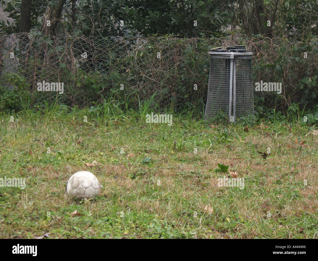 Rubbish football pitch hi-res stock photography and images - Alamy
