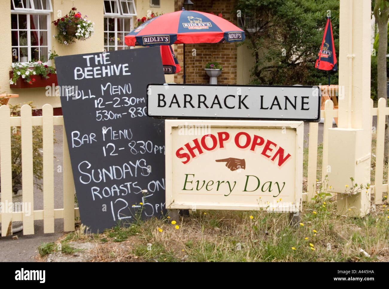 Signs by the side of the road outside The Beehive Public House Great ...