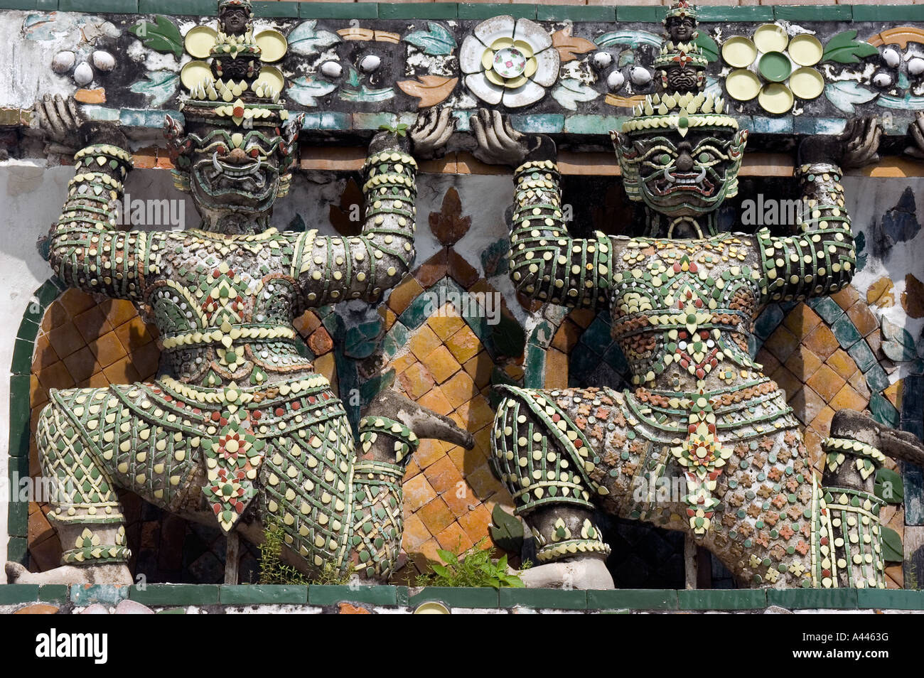 Demon Guards at Wat Arun, Bangkok Stock Photo - Alamy