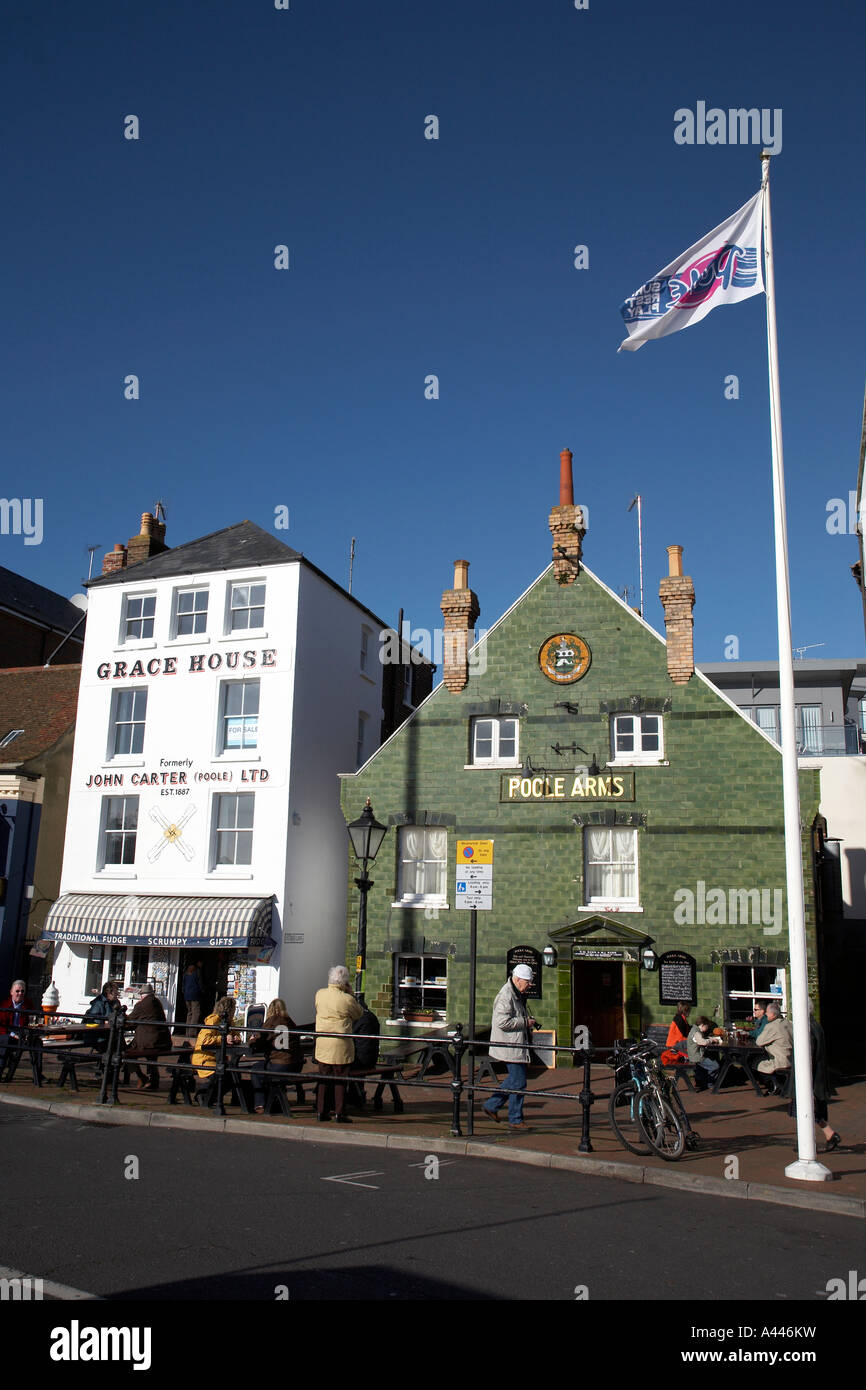 Poole waterfront pub hi-res stock photography and images - Alamy