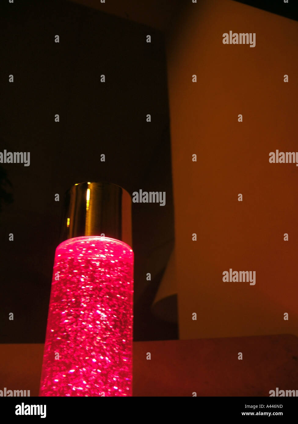 red lava lamp Stock Photo - Alamy
