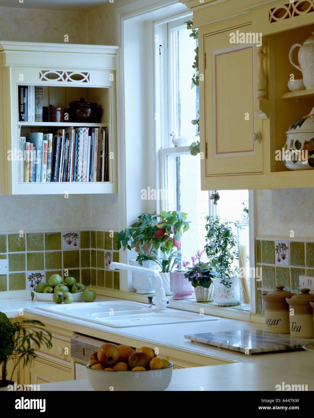 Small Traditional Kitchens