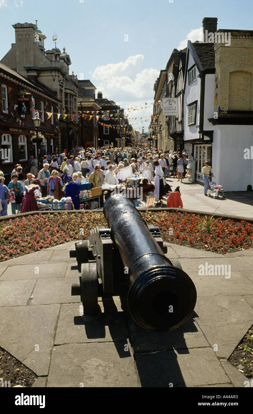 Parade costumes rochester kent hi-res stock photography and images - Alamy