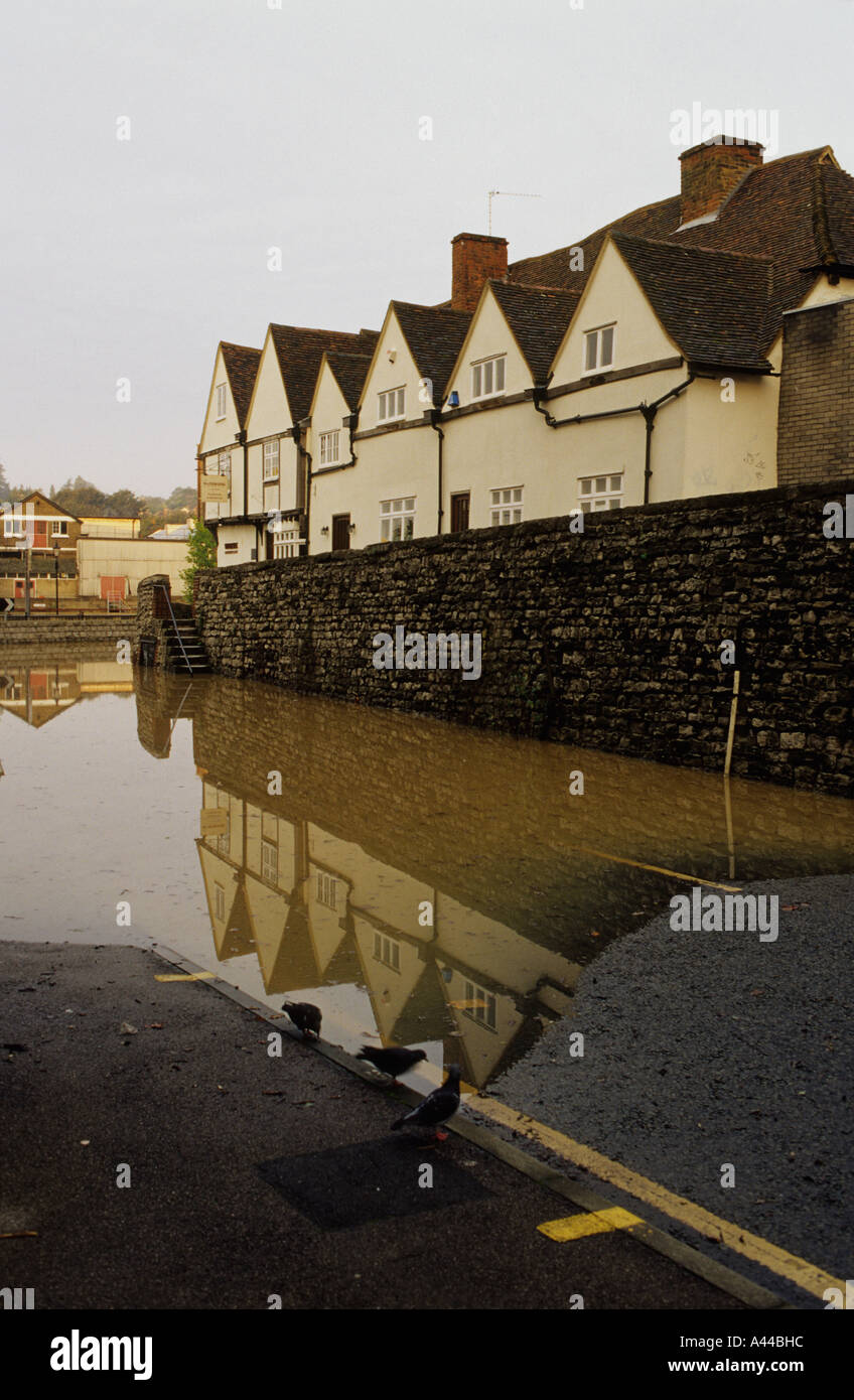 Kent floods hi-res stock photography and images - Alamy