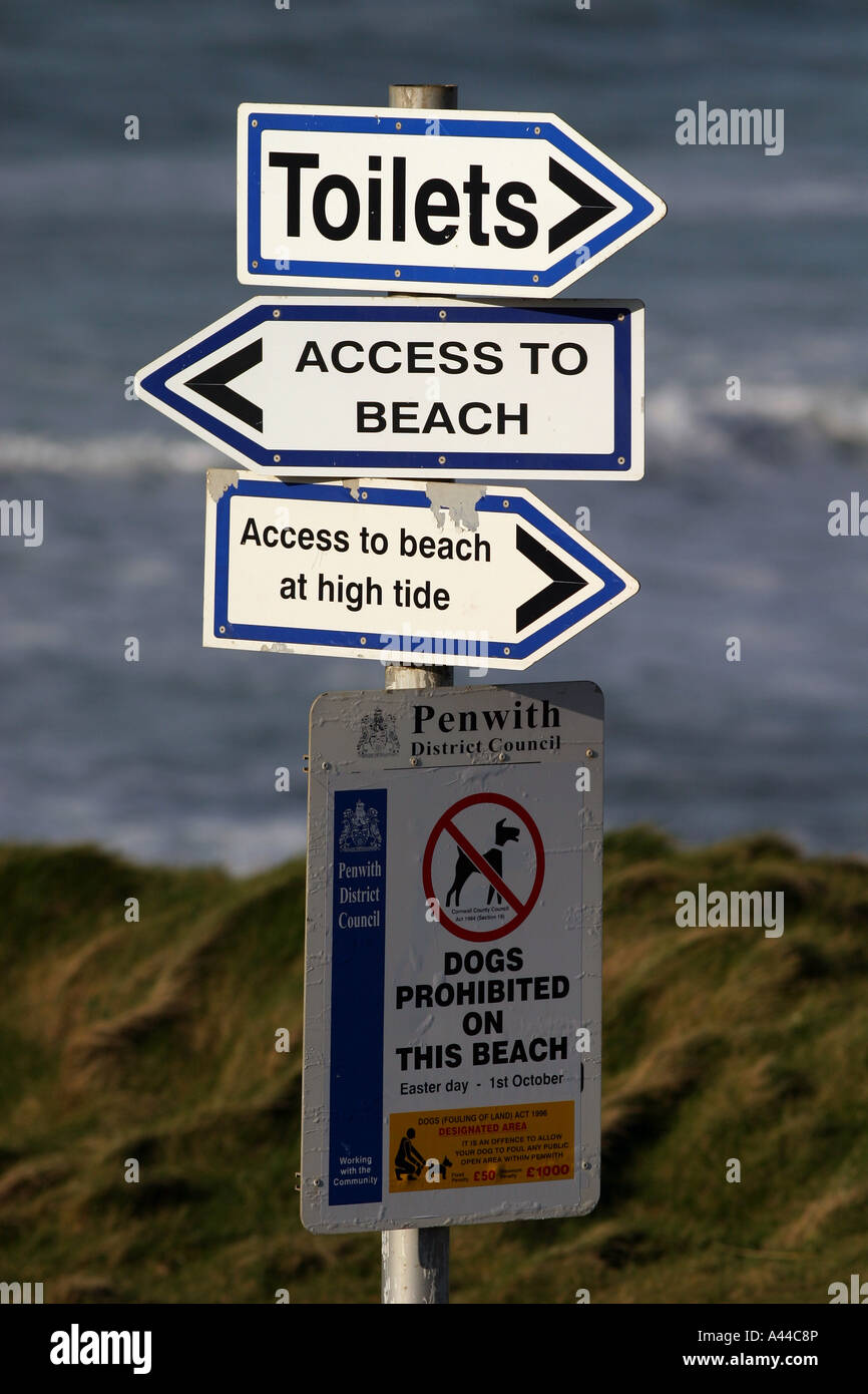 Local cornwall direction signs hi-res stock photography and images - Alamy