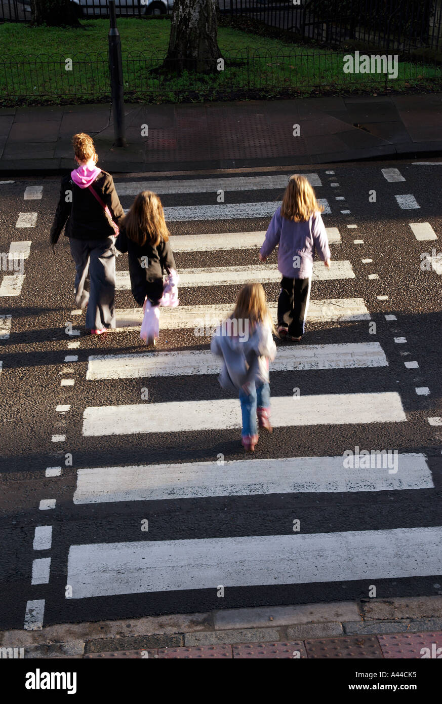 Children zebra crossing uk hi-res stock photography and images - Alamy
