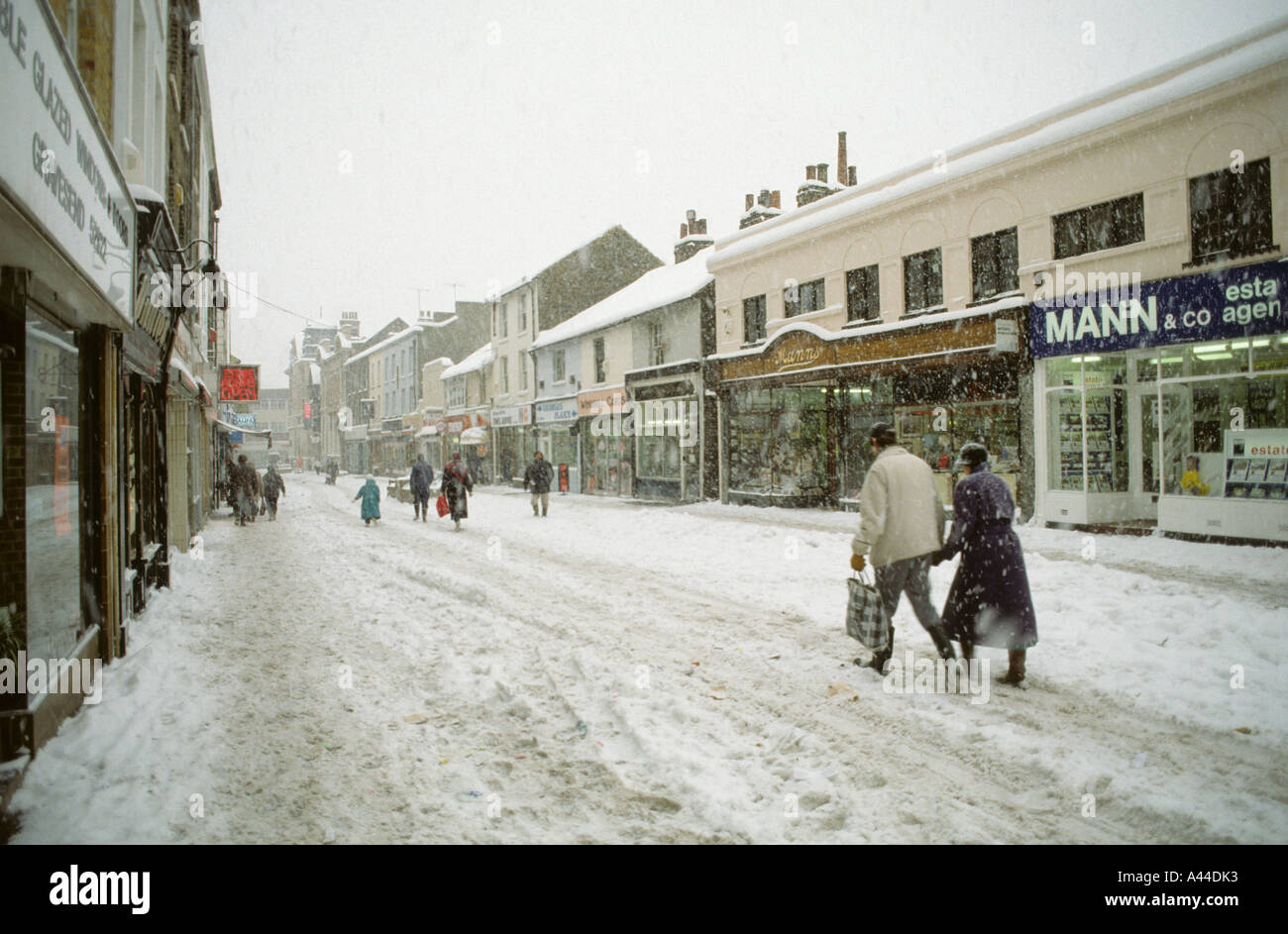 1987 storm garden hi-res stock photography and images - Alamy