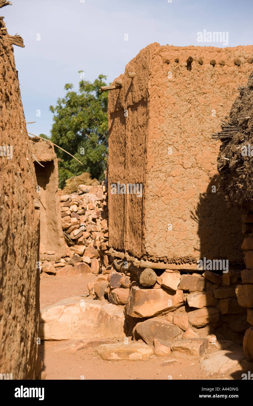Adobe granary in the village of Songo in the Dogon country, Mali, West ...