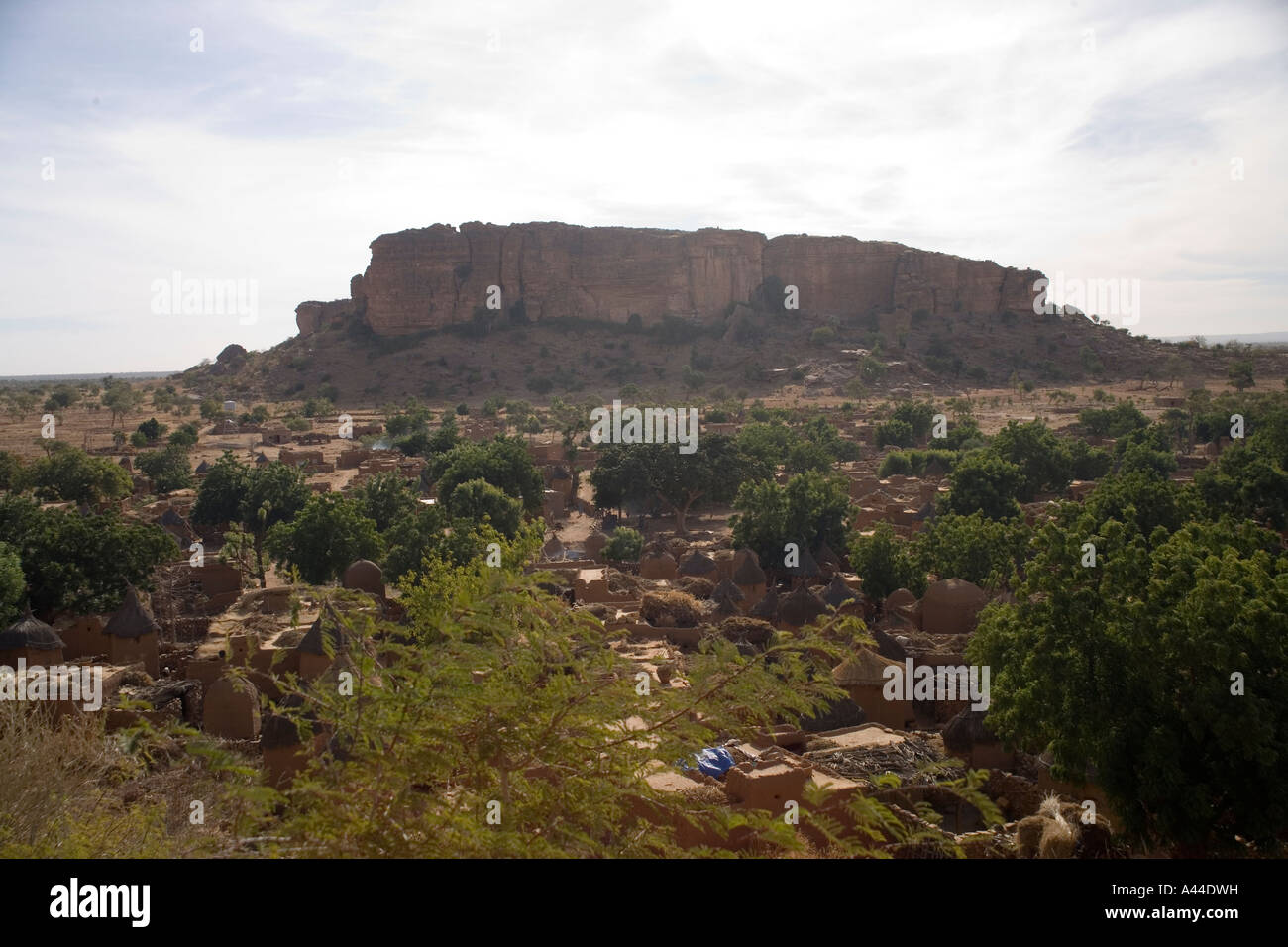 The cliffs above the village of Songo in the Dogon country, Mali, West ...