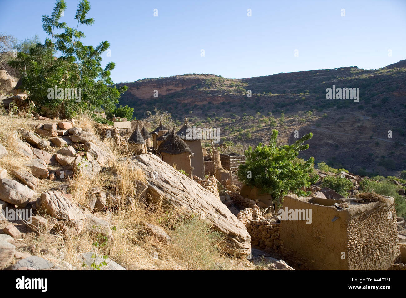 Banani village escarpment dogon country hi-res stock photography and ...