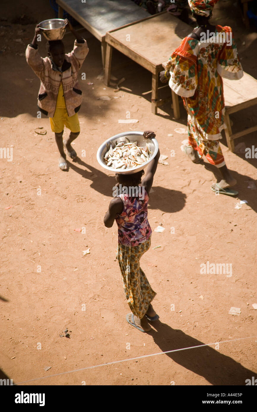 Inland fish market hi-res stock photography and images - Alamy