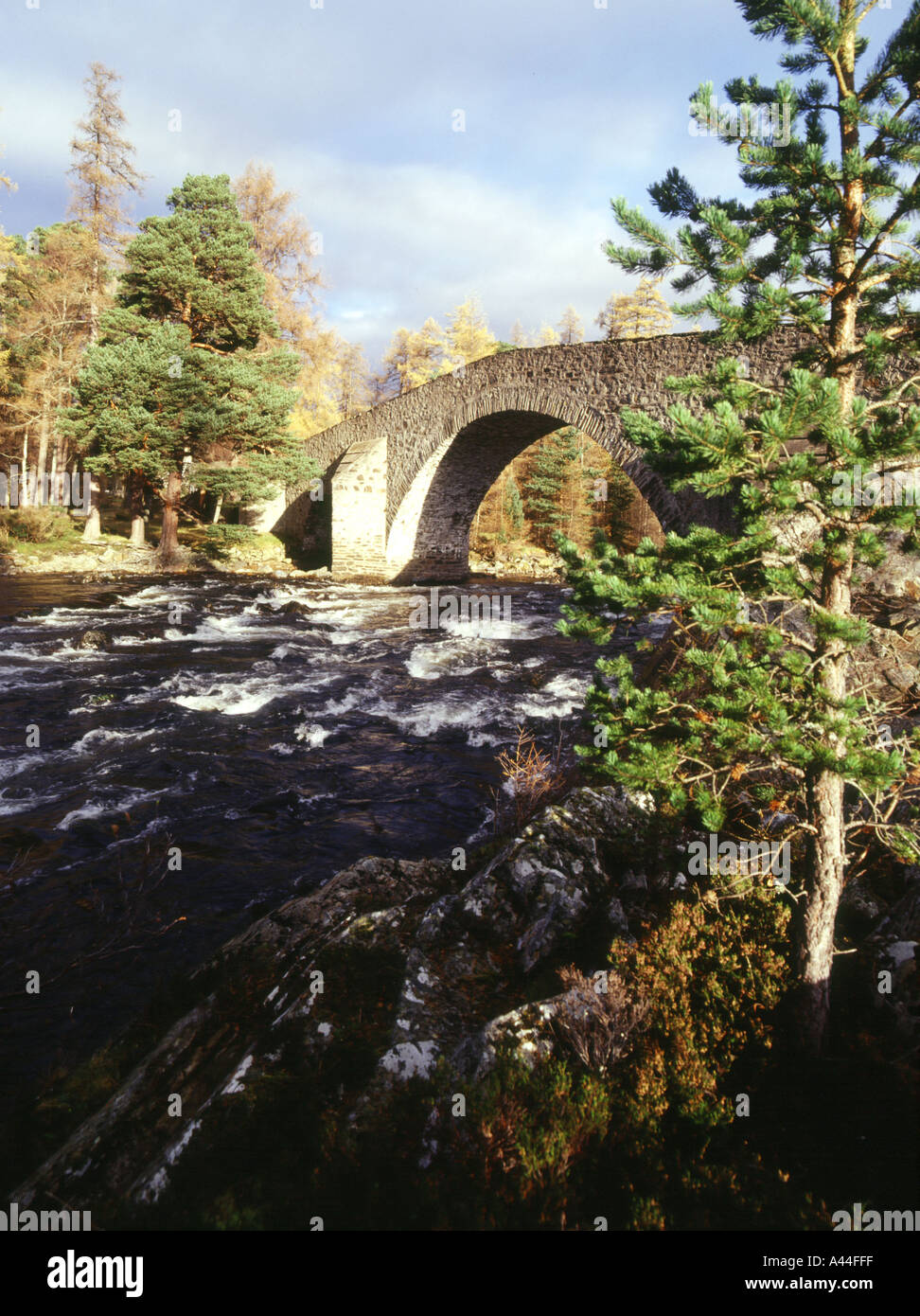 dh Invercauld Bridge DEESIDE ABERDEENSHIRE Jacobite era General Wade ...
