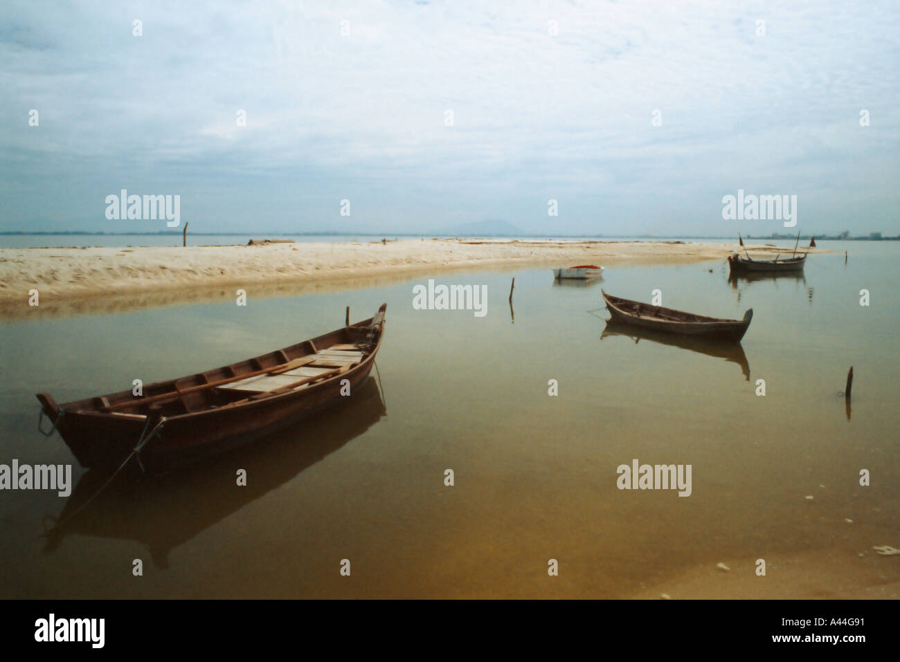 Sampans Malaysia Penang Stock Photo - Alamy