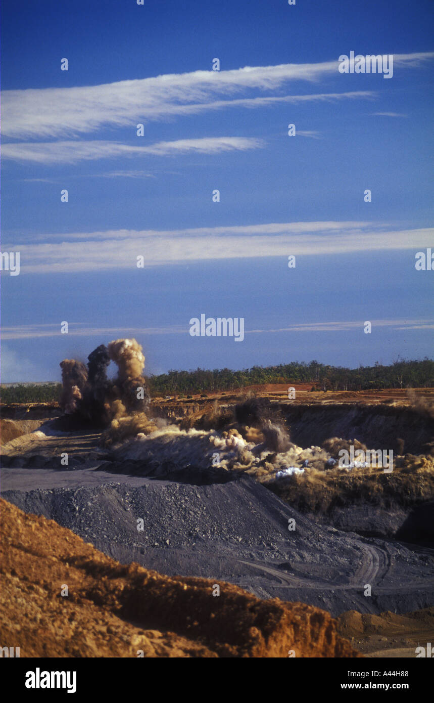 Gelignite explosion hi-res stock photography and images - Alamy