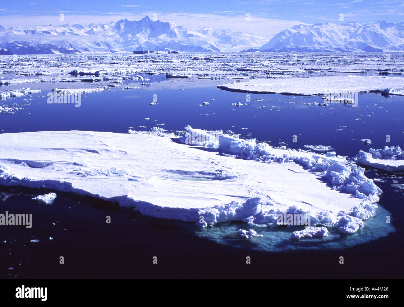 Victoria land antarctica hi-res stock photography and images - Alamy