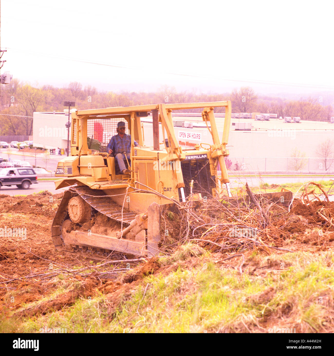 Cat bulldozer hi-res stock photography and images - Alamy