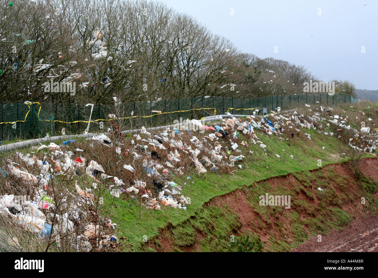 Rubbish landfill pollution plastic broadpath uffculme waste devon hi ...