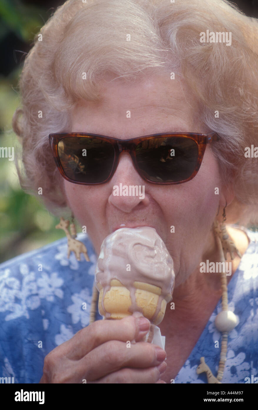 Ice cream start melt hi-res stock photography and images - Alamy