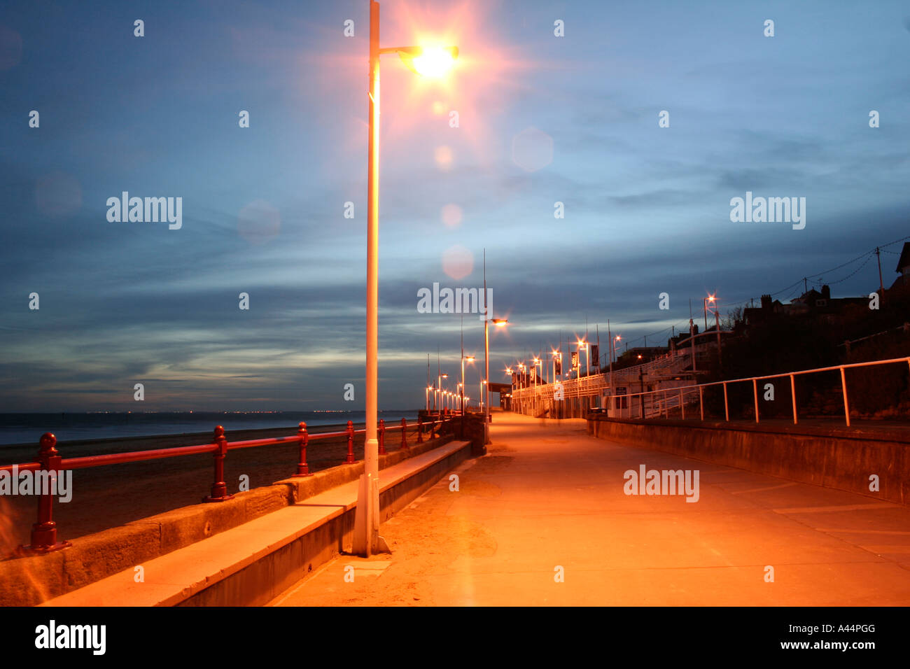 Bridlington Promenade, North Yorkshire at night Stock Photo - Alamy