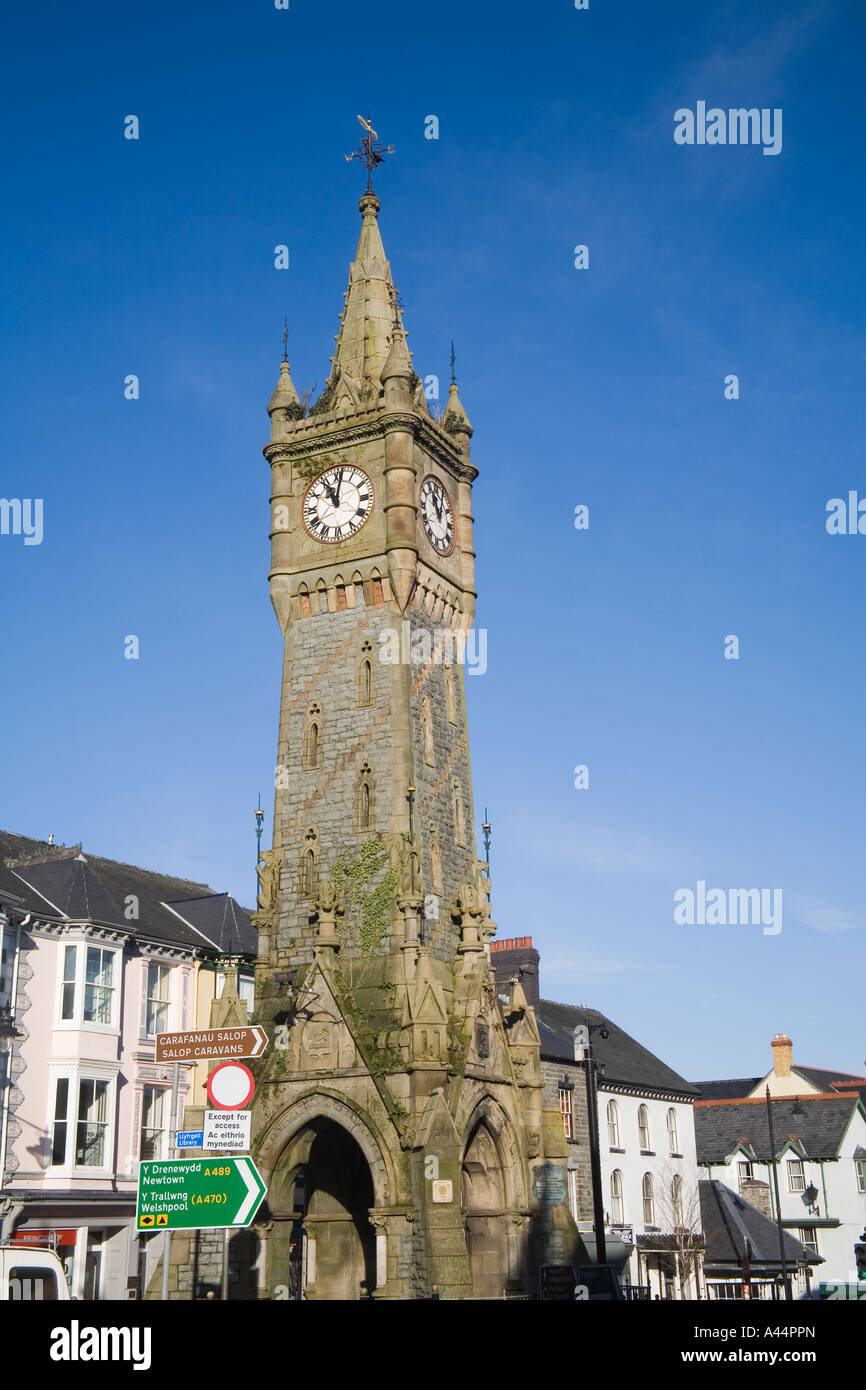Machynlleth market town hi-res stock photography and images - Alamy