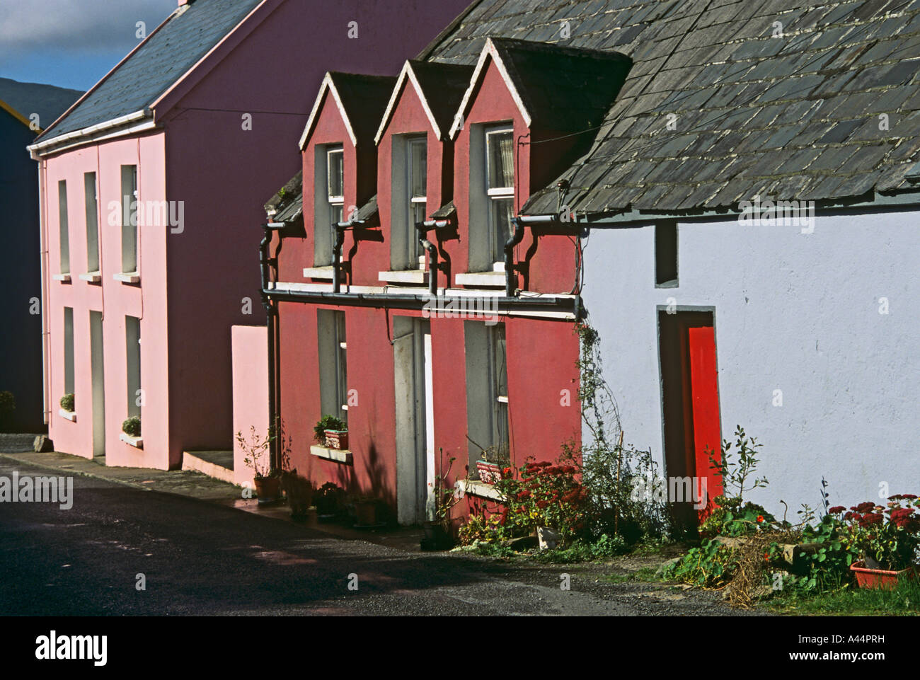 Eyeries village hi-res stock photography and images - Alamy