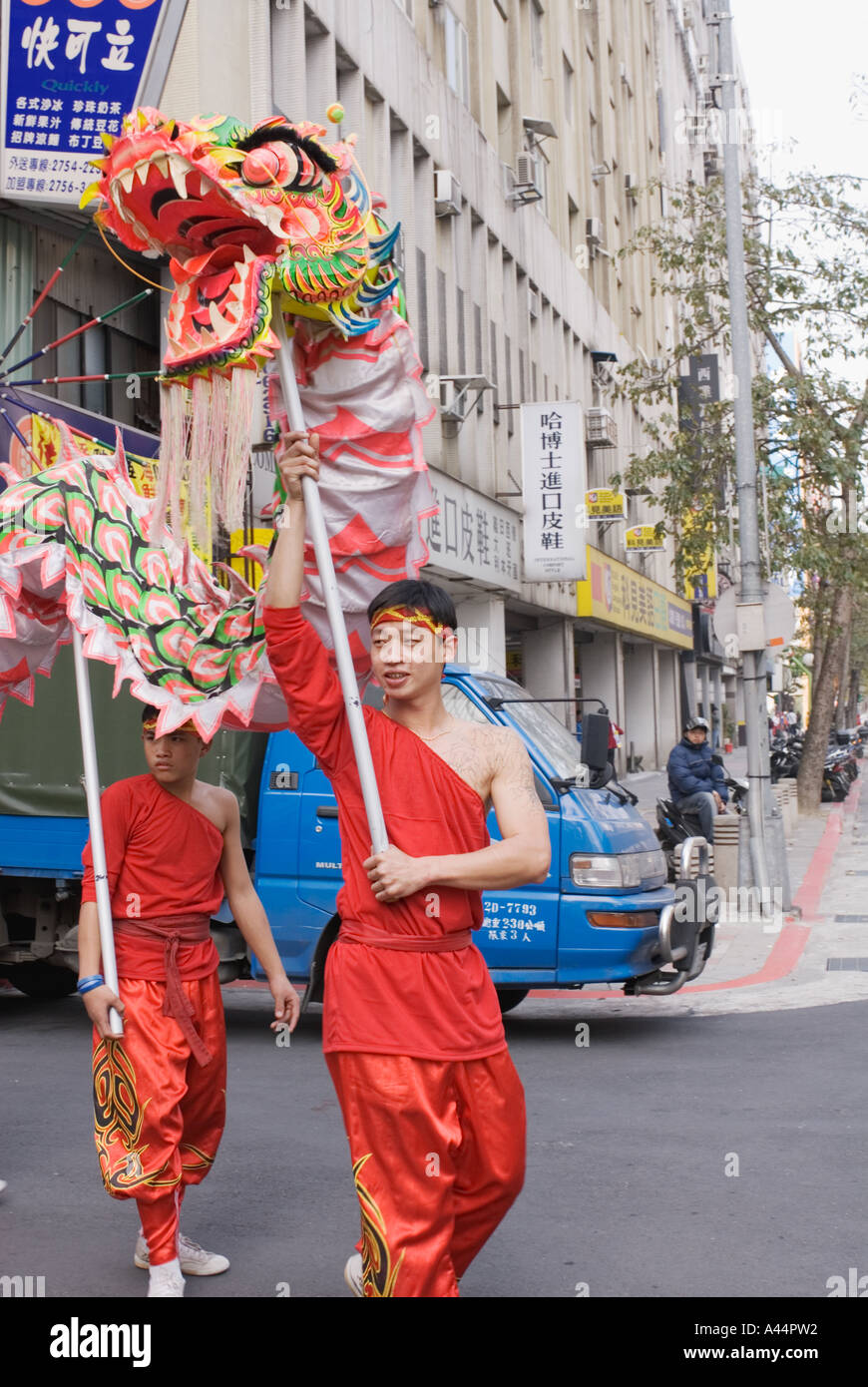 Walking dragon art hi-res stock photography and images - Alamy