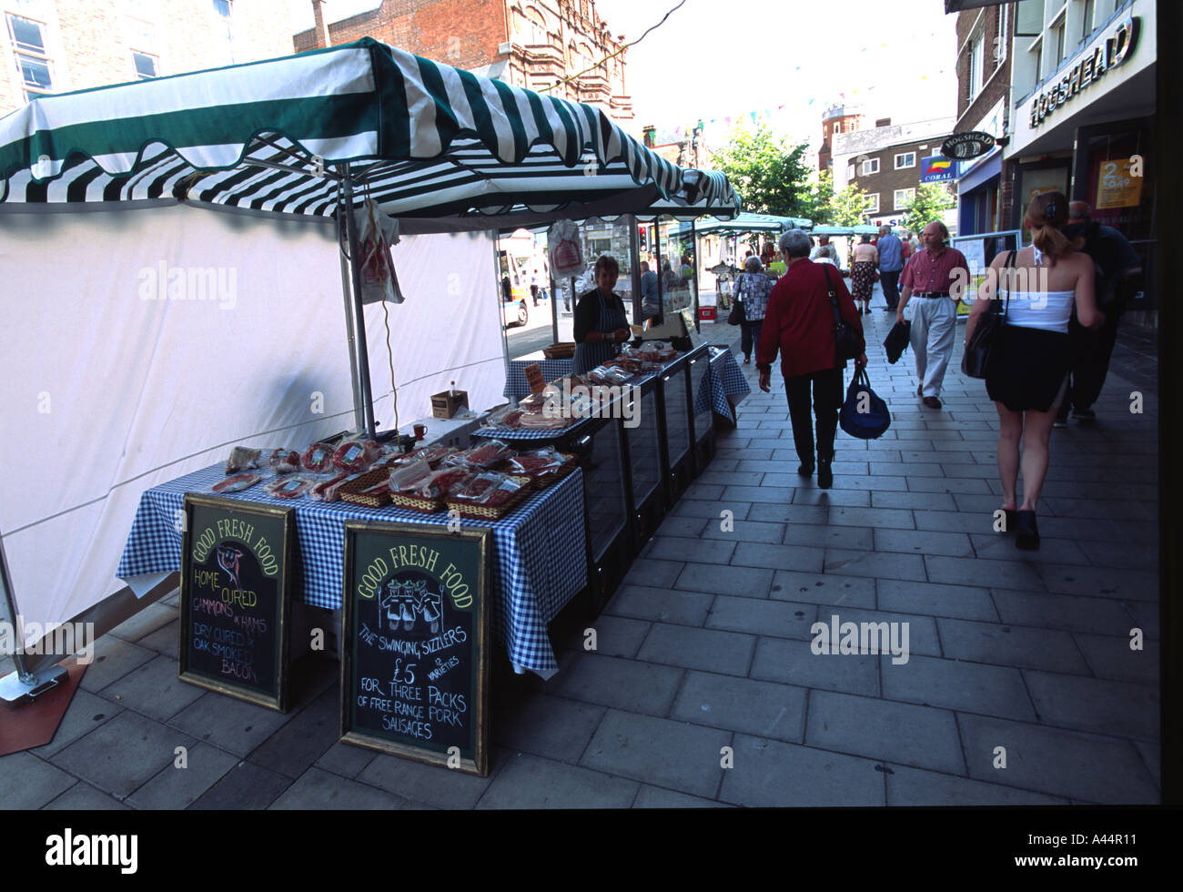 farmers market in Devon uk Stock Photo - Alamy