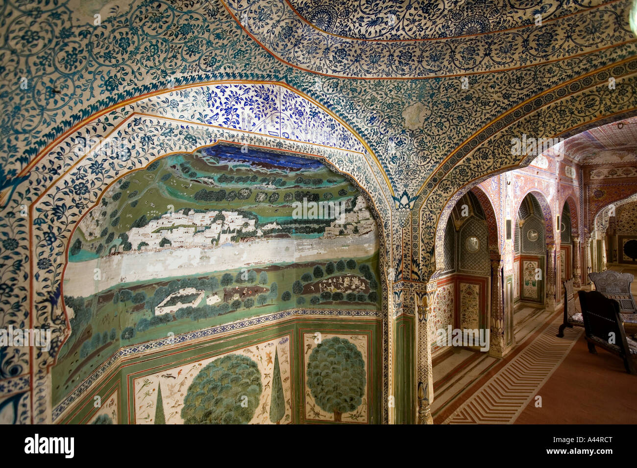 Wall paint jaipur hi-res stock photography and images - Alamy