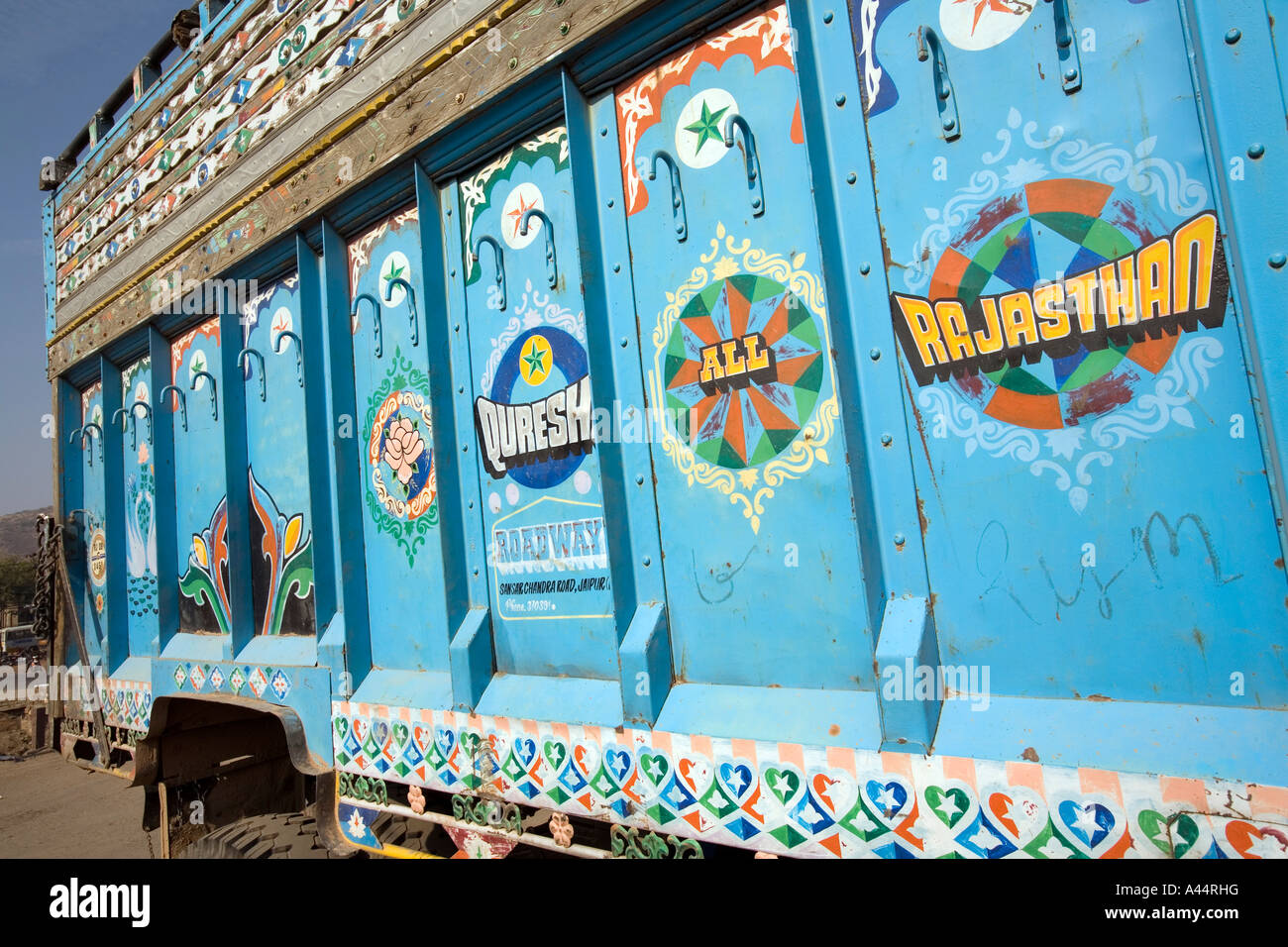 Rajasthani truck hi-res stock photography and images - Alamy
