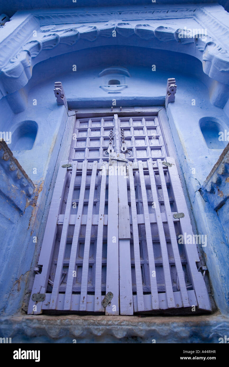 Colourful traditional indian front door hi-res stock photography and ...