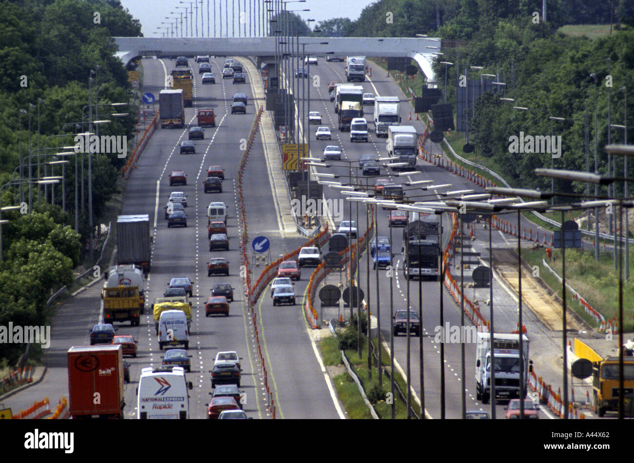 contraflow during m1 widening neat luton beds 1993 Stock Photo - Alamy