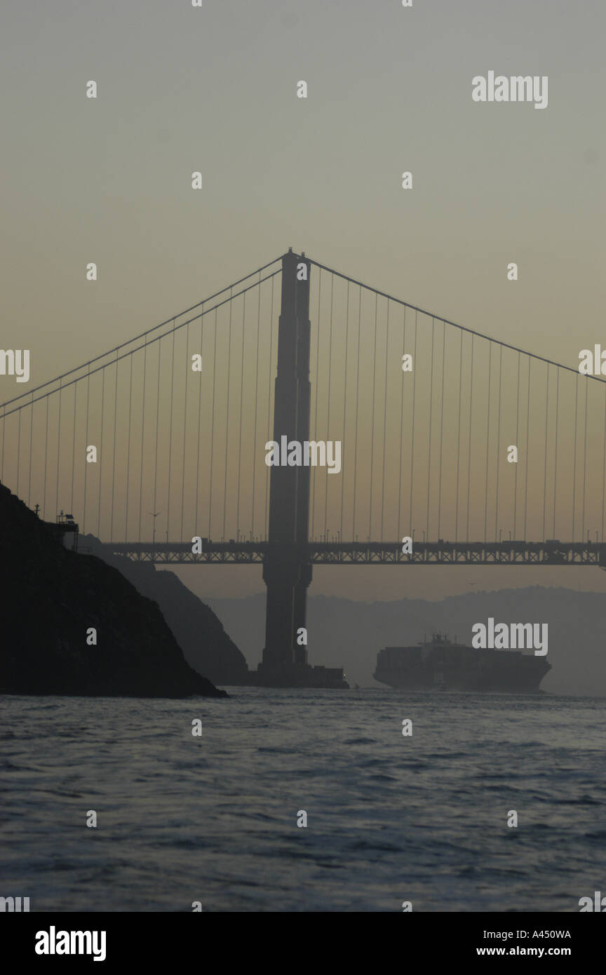 Golden Gate Bridge Alcatraz Prison San Francisco Bay at sunrise ...
