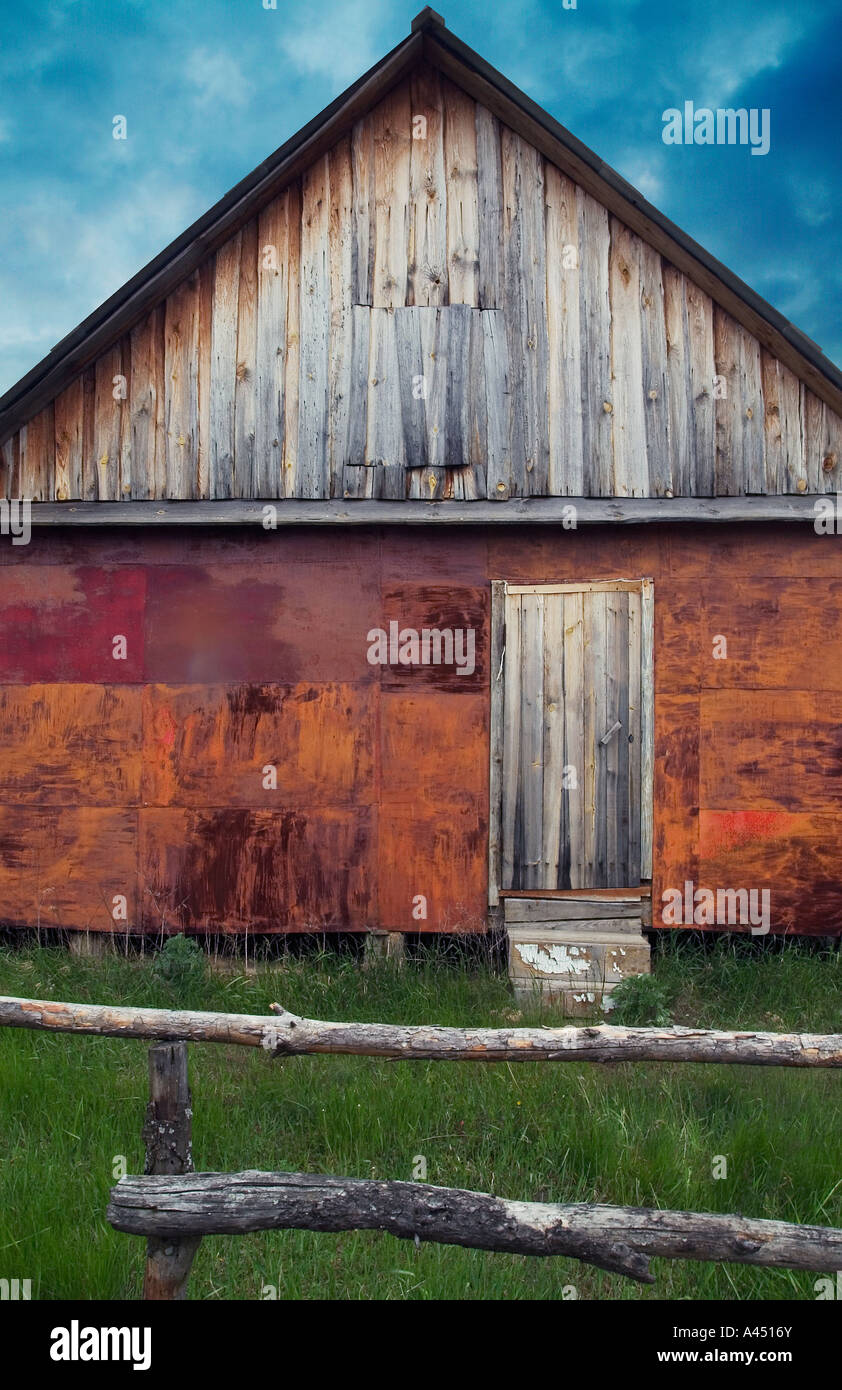 Russian farm barn hi-res stock photography and images - Alamy