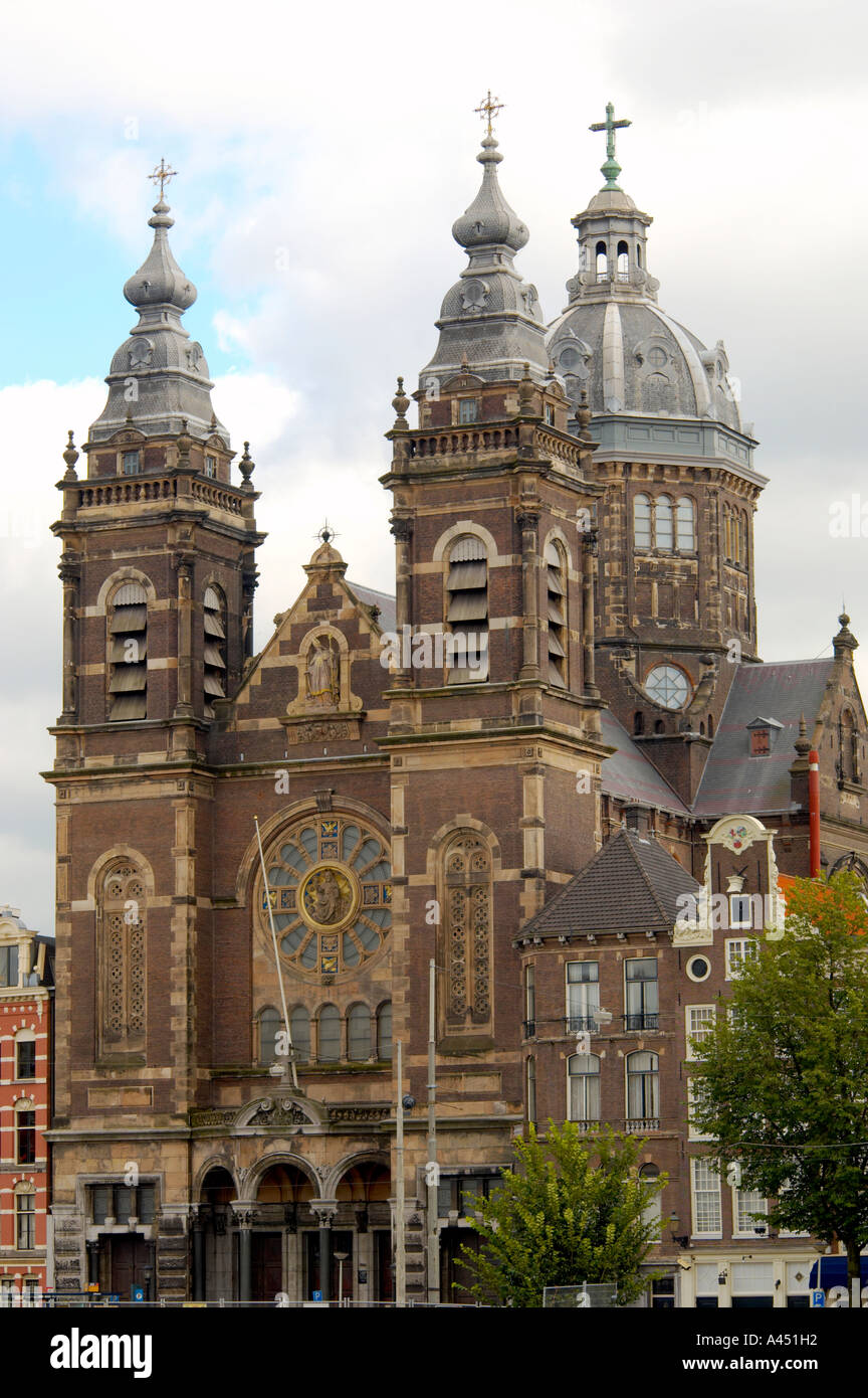 Basilica of Saint Nicholas in Amsterdam, Netherlands Stock Photo - Alamy